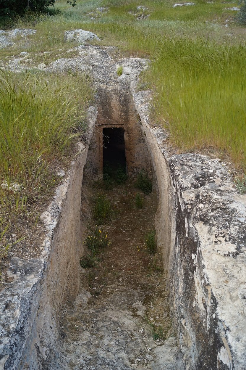 Inhumar Significado: Definición y Diferencias